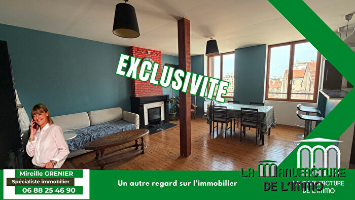Appartement 3 pièces à Saint-Étienne, Crêt de Roc, à vendre