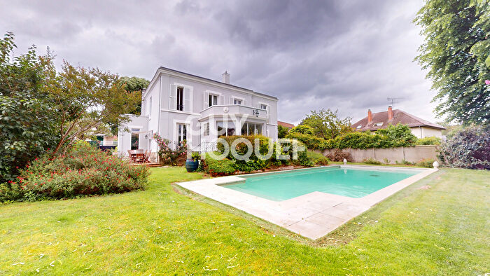 Maison 8 pièces à vendre à Ermont, Cernay, Glatignies