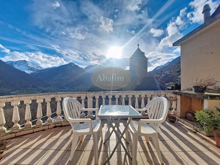 Maison à vendre - Luz-Saint-Sauveur - 8 pièces - 3 chambres