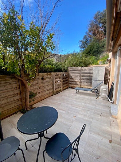 Appartement à louer - Nice, Fabron - 1 pièce - 1 chambre