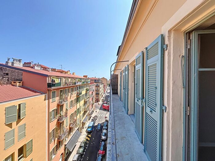 Maisons à vendre et appartements à louer - 1