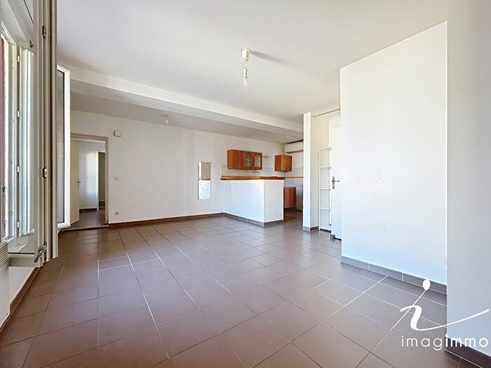 Appartement à louer - Pignan - 4 pièces - 3 chambres