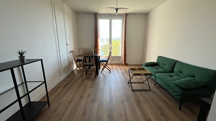 Appartement 3 pièces à Saint-Germain-en-Laye, Hennemont, à louer