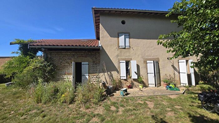 Maison 5 pièces à Revel-Tourdan, à louer