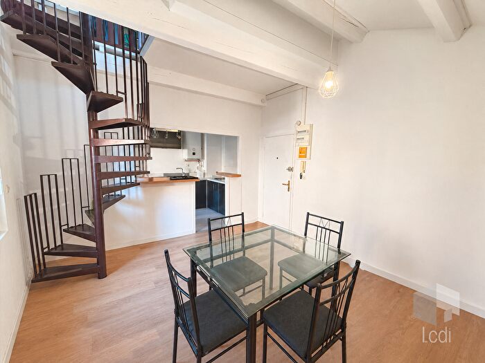 Appartement à vendre - Montélimar, Centre-ville - 3 pièces - 2 chambres