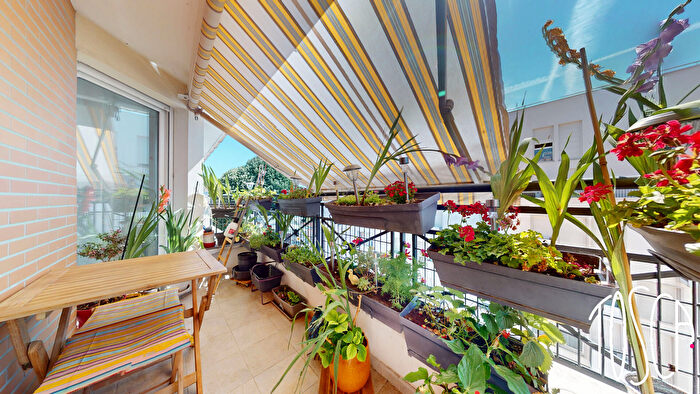 Appartement à vendre - Choisy-le-Roi, Centre-ville, Parc Prairie, Hautes Bornes - 5 pièces - 3 chambres