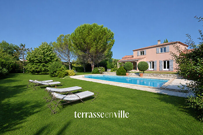 Aix-en-Provence, Puyricard, Célony : Maison 5 pièces à vendre