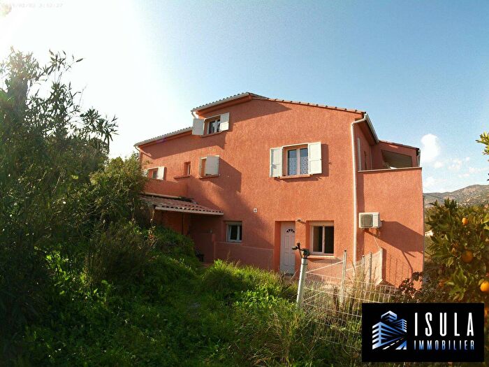 Appartement 4 pièces à Alata, à louer
