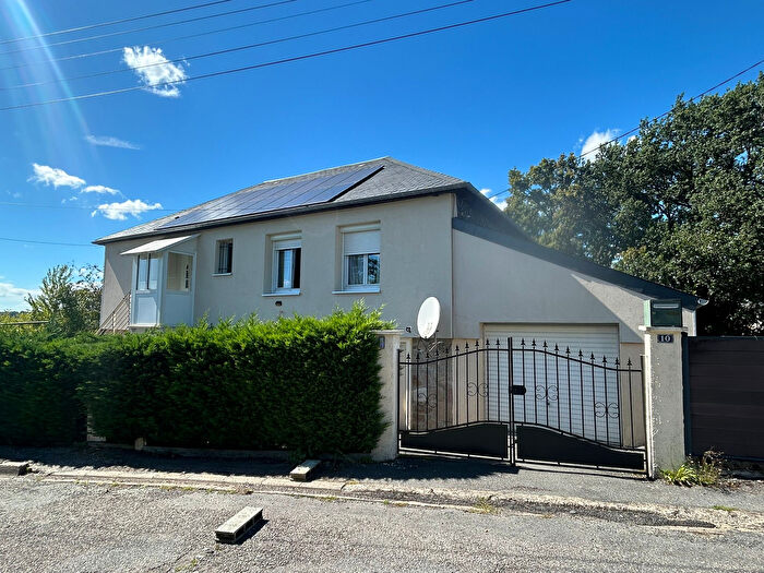 Maison à vendre - Égletons - 9 pièces - 4 chambres