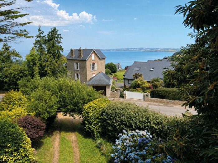 Maison 10 pièces à vendre - Douarnenez