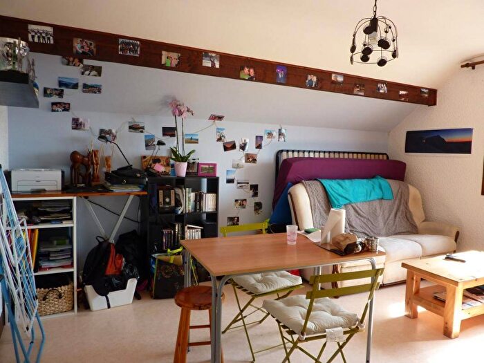 Appartement 2 pièces à Vaulnaveys-le-Haut, à louer