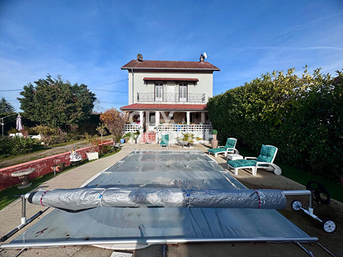 Maison à vendre - Le Breuil - 6 pièces - 3 chambres