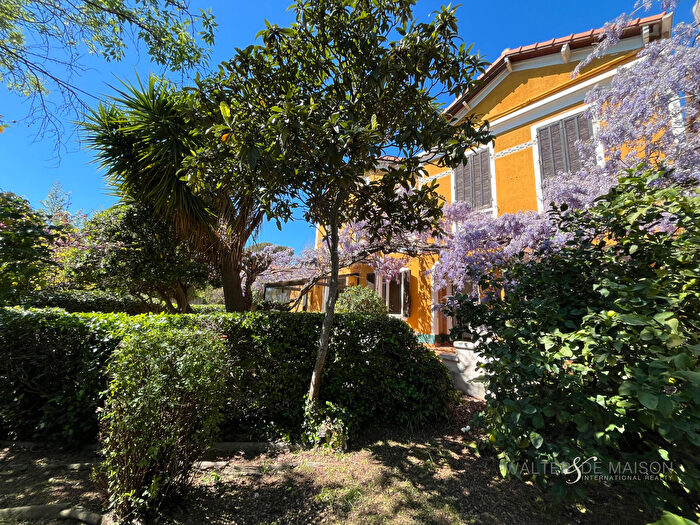 Maison à vendre - Toulon, Beaulieu - 6 pièces - 4 chambres