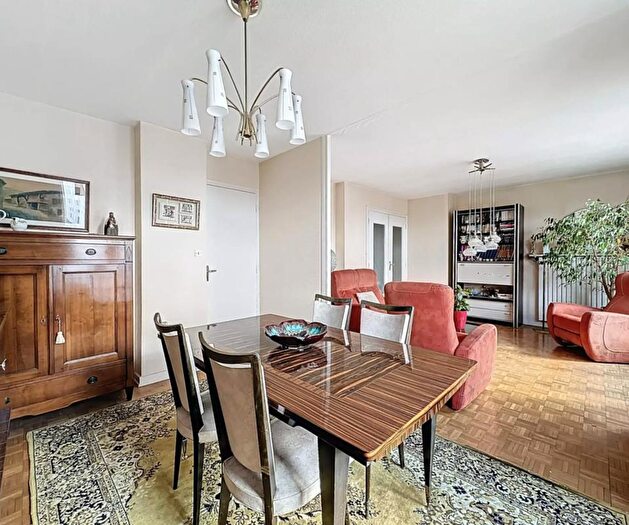 Appartement 4 pièces à vendre - Levallois-Perret, Front de Neuilly