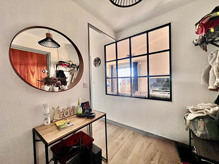 Appartement à vendre - Châteauneuf-sur-Loire - 3 pièces - 2 chambres