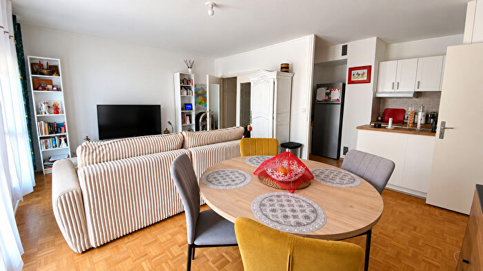 Appartement 2 pièces à vendre - Orléans, La Croix Saint-Marceau, La Mouillère, Pré Pinson