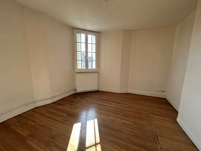 Appartement à louer - Centre Ville, Reims - 3 pièces - 2 chambres