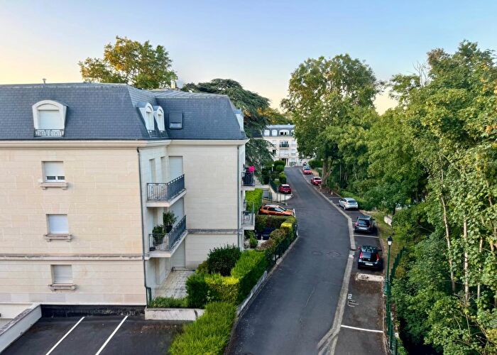 Appartement à vendre - Saint-Fargeau-Ponthierry - 4 pièces - 3 chambres