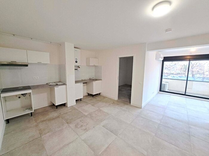 Appartement à louer - Agde, Le Cap dAgde - 4 pièces - 3 chambres