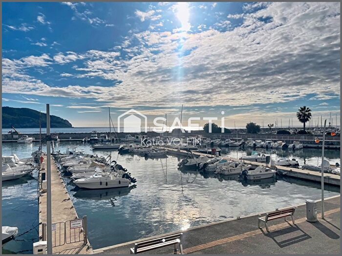 Appartement à vendre - Saint-Cyr-sur-Mer, Les Lecques, Caylar, Cap Saint-Louis, Plage - 5 pièces - 4 chambres