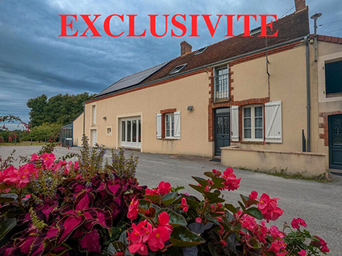 Maison à vendre - Orsennes - 10 pièces - 4 chambres