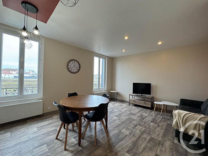 Appartement à louer - Montluçon, Saint-Jean, Chantoiseau, Ilets - 2 pièces - 1 chambre