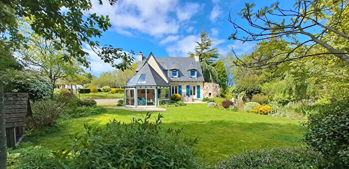 Maison à vendre - Hillion - 7 pièces - 3 chambres