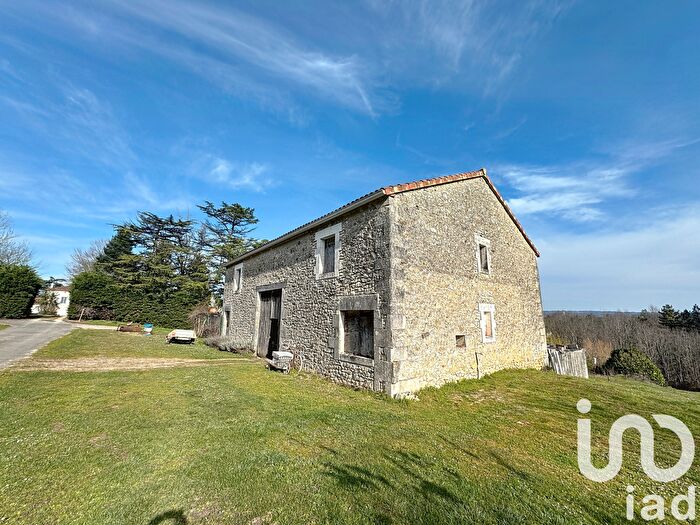 Maison à vendre - Montbron - 1 pièce