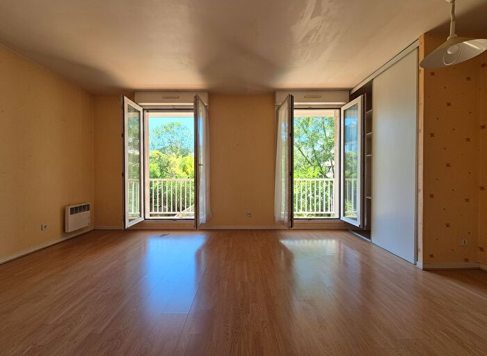 Appartement 1 pièce à Noisy-le-Grand, Centre-ville, à vendre