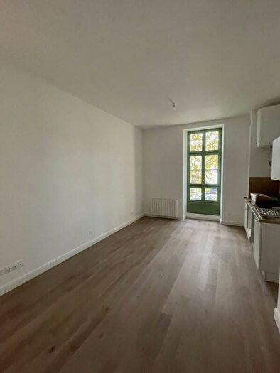 Appartement à louer - Saint Just, Marseille ème arrondissement - 3 pièces - 2 chambres