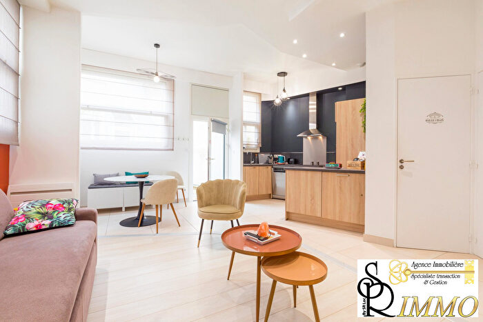 Appartement à vendre - Dijon, Centre-ville - 3 pièces - 1 chambre