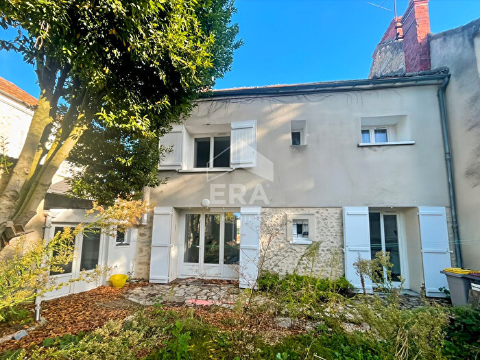Maison à vendre - Morigny-Champigny - 5 pièces - 4 chambres