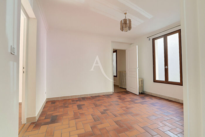 Appartement à vendre - Aubervilliers, Landy-Plaine, Marcreus, Pressensé - 3 pièces - 2 chambres