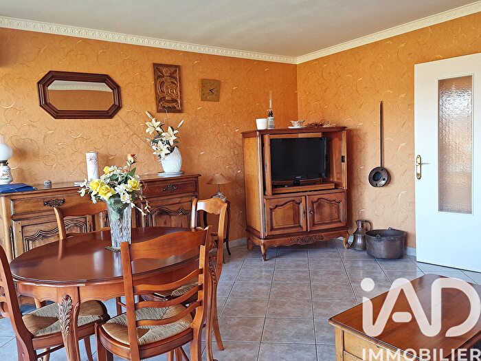 Appartement à vendre - Aubagne, Arnaud Solans, Garlaban Royante, Saint-Mitre - 3 pièces - 2 chambres