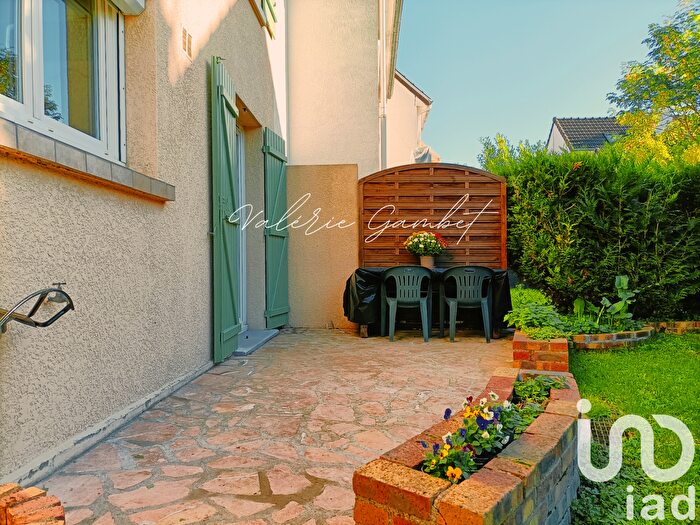 Maison à vendre - Saint-Ouen-lAumône, Chennevières - 4 pièces - 3 chambres