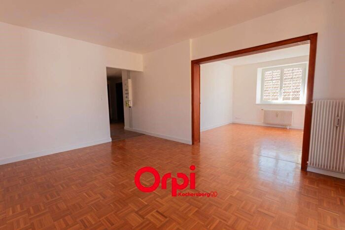Maisons à vendre et appartements à louer - 3