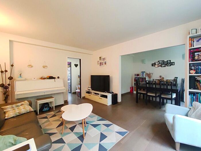 Appartement à vendre - Bougival - 3 pièces - 2 chambres