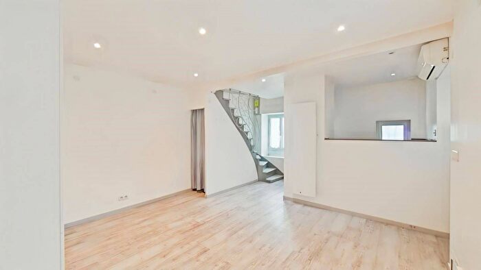 Maison 3 pièces à Calvaire Hugo Cécile-Châteauvert -Châteauvert, Valence, à louer