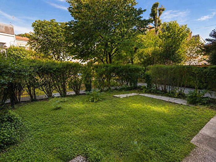 Appartement 3 pièces à vendre à Nanterre, Centre-ville