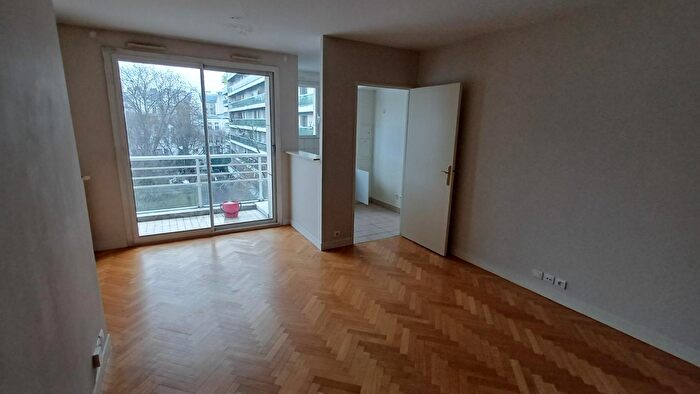 Appartement à louer - Paris e , Belleville, Saint-Maur - 2 pièces - 1 chambre