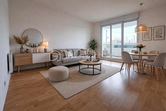 Appartement à vendre - Viry-Châtillon, Chatillon - 3 pièces - 2 chambres