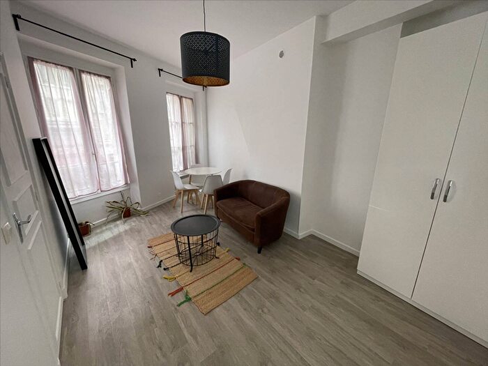 Appartement à louer - Muette Nord, Paris ème arrondissement - 2 pièces - 1 chambre