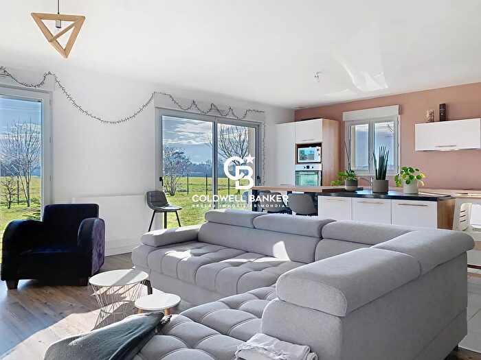 Maison 5 pièces à vendre à Les Gonds