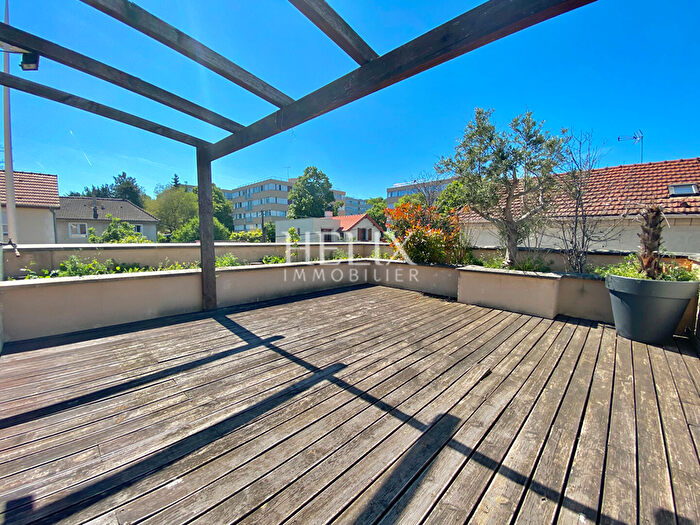 Maison à vendre - Nanterre, Mont Valérien - 8 pièces - 5 chambres