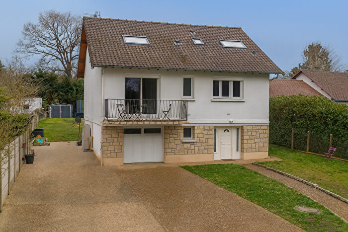 Maison à vendre - La Hauteville - 6 pièces - 4 chambres