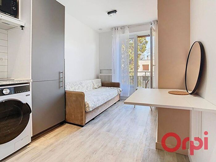 Appartement à louer - Colbert, Châtenay-Malabry - 1 pièce