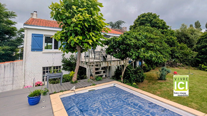 Maison 7 pièces à vendre - Saint-Julien-de-Concelles