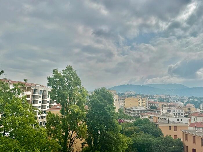 Appartement à vendre - Nice, Saint-Sylvestre - 2 pièces - 1 chambre