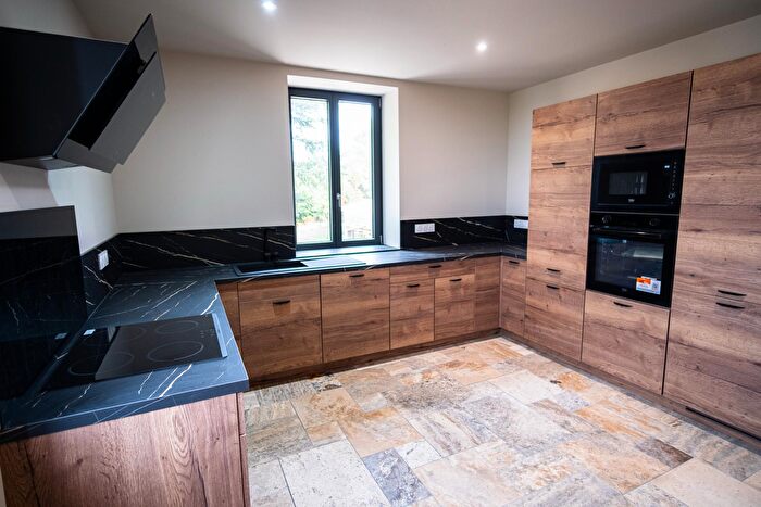 Maison à vendre - Arnas - 6 pièces - 5 chambres