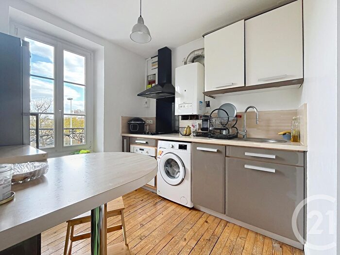 Appartement à louer - Dijon, Centre-ville - 2 pièces - 1 chambre